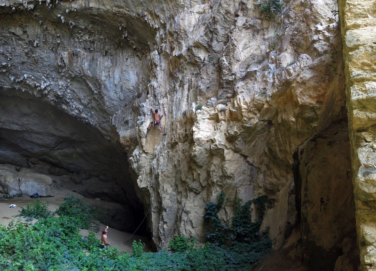 Rock Climbing Area Osp - info, betas, location...