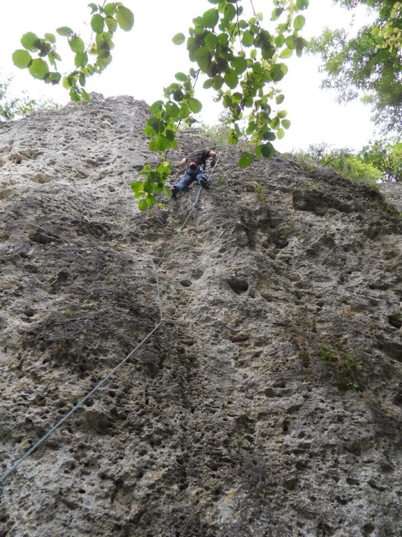 Site d'escalade Les Falloises de Vertus - info, topo, localisation...