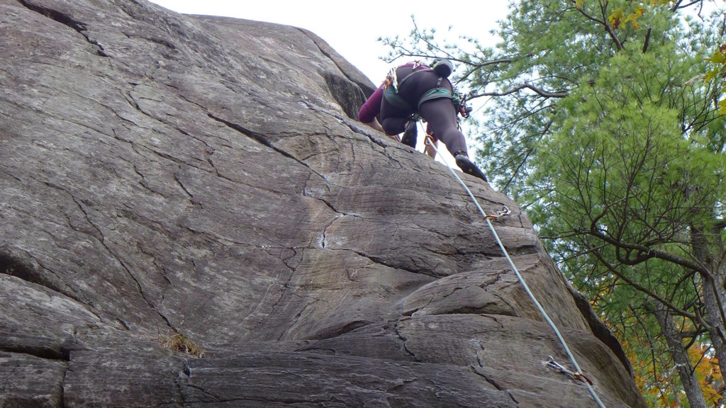 Rock climbing guidebook : Rumney