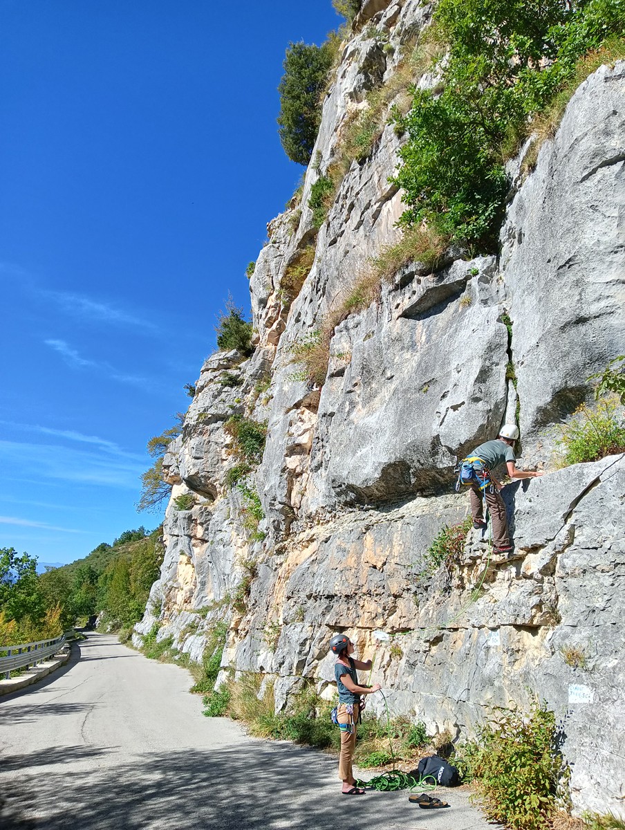 Rock Climbing Area Roccamorice - info, betas, location...