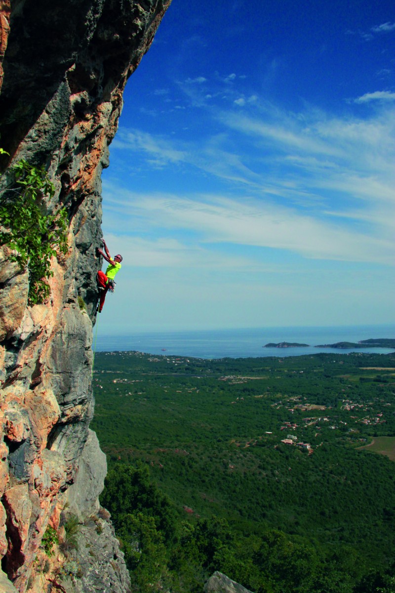 Rock Climbing Area Punta Calcina (Conca) - info, betas, location...