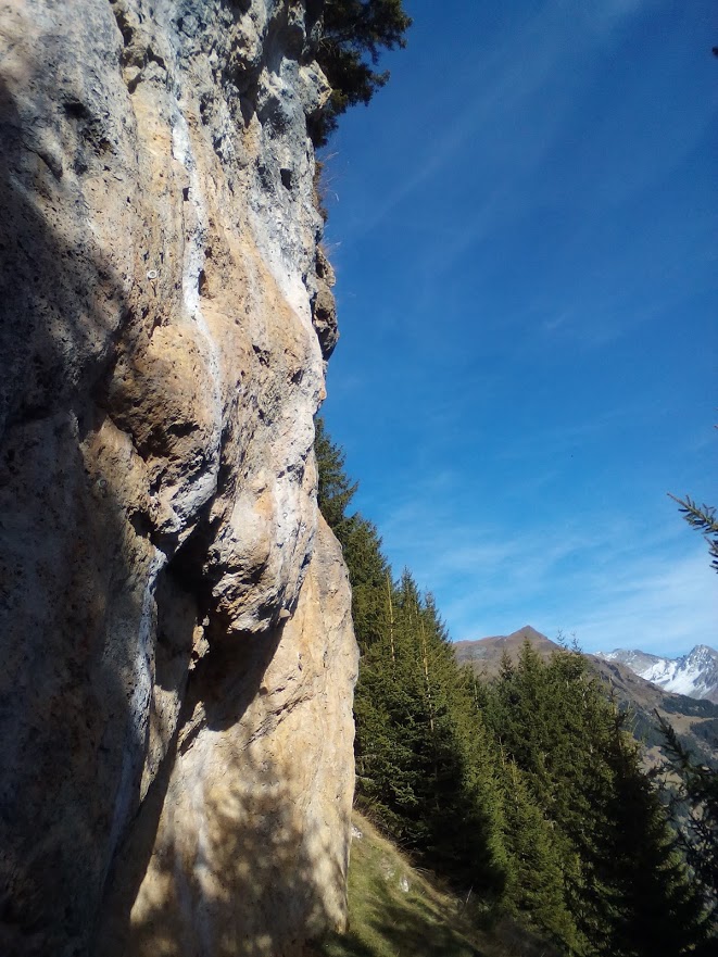 Site d'escalade La Ravière - info, topo, localisation...