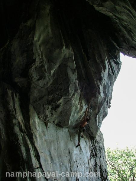 Rock Climbing Area Bat Cave Wall - info, betas, location...