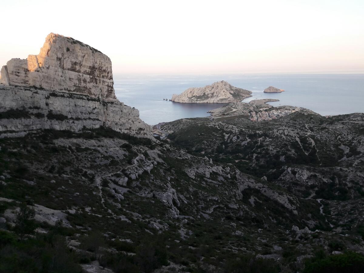 Rock Climbing Area Les Calanques (Les Goudes) - info, betas, location...