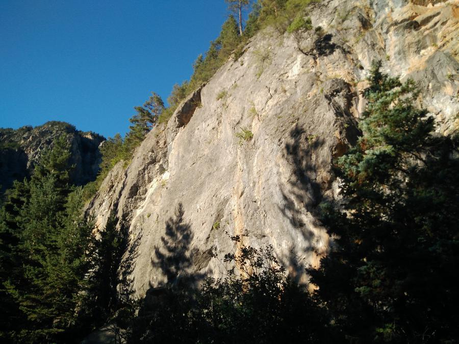 Site d'escalade Terre Rouge - info, topo, localisation...