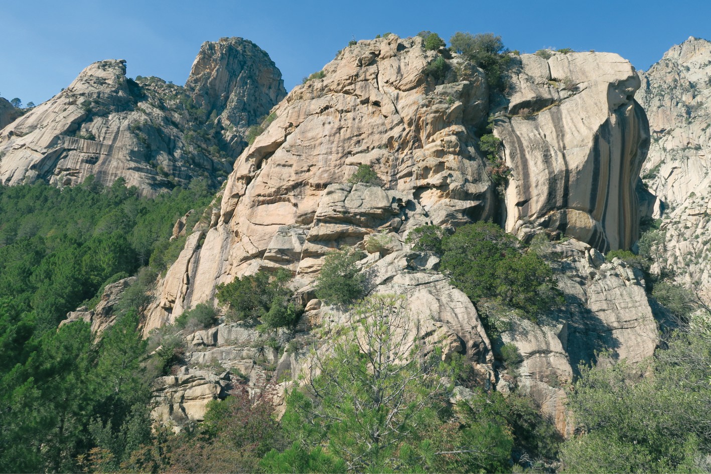 Rock Climbing Area La Baraka - info, betas, location...